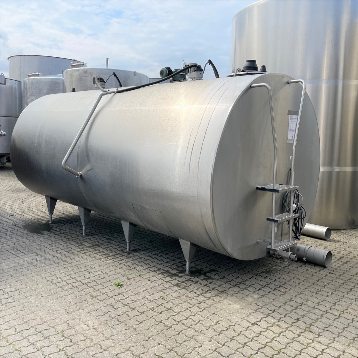 Stainless Steel Tank - 14.000 litres - Insulated, Jacketed & Agitator ...