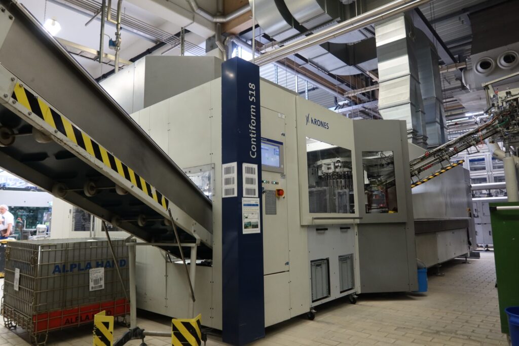 Krones Contiform S-18 Blow Moulding Machine 32.000 pcs/hour - KOBEA